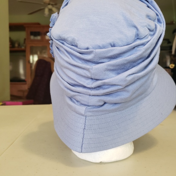 TLC | Accessories | Five Stylish Hats For The Price Of One | Poshmark